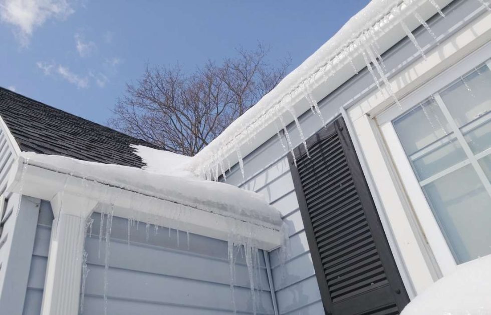 7 Signs of Winter Gutter Damage & How to Address Them